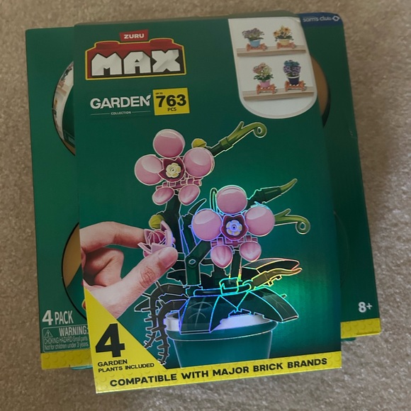 Toys | Zuru Max Garden Building Set | Poshmark